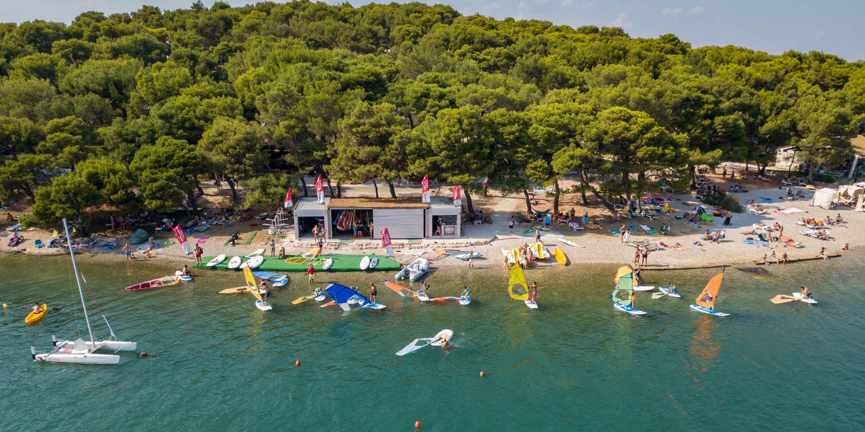 Geromella Windsurfing Centar Pomer – Geromella.com.hr – Surf Pula